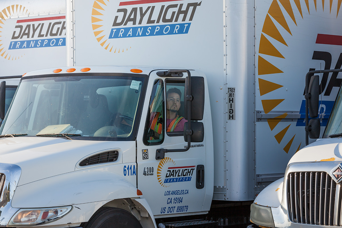 dylt-guaranteed-services – Daylight Transport