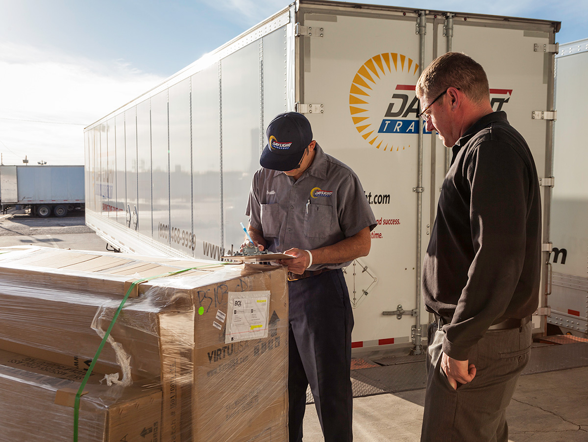 dylt-standard-ltl-delivery – Daylight Transport